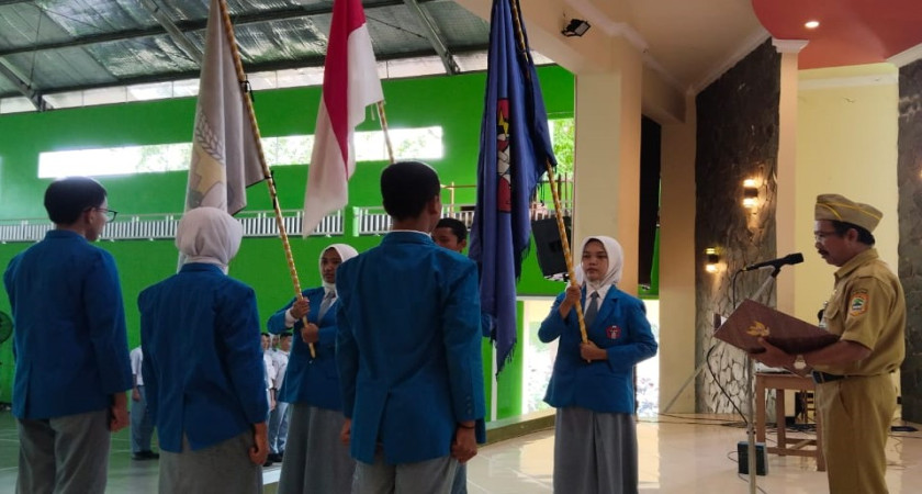 Pelantikan Pengurus OSIS Periode 2024/2025 | SMK Negeri 2 Pati